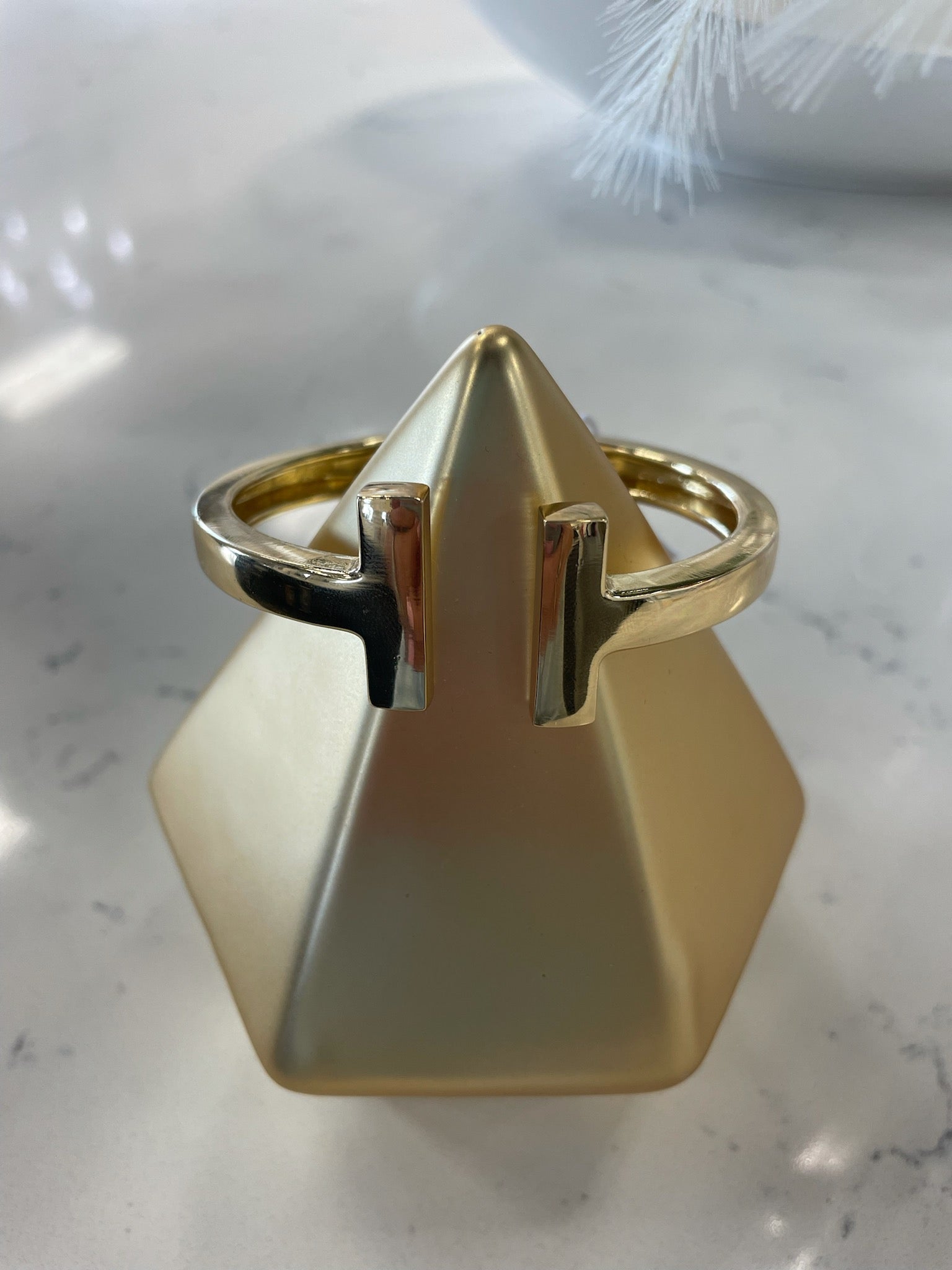 Vertical Bar Open Bangle – Allie and Me Boutique